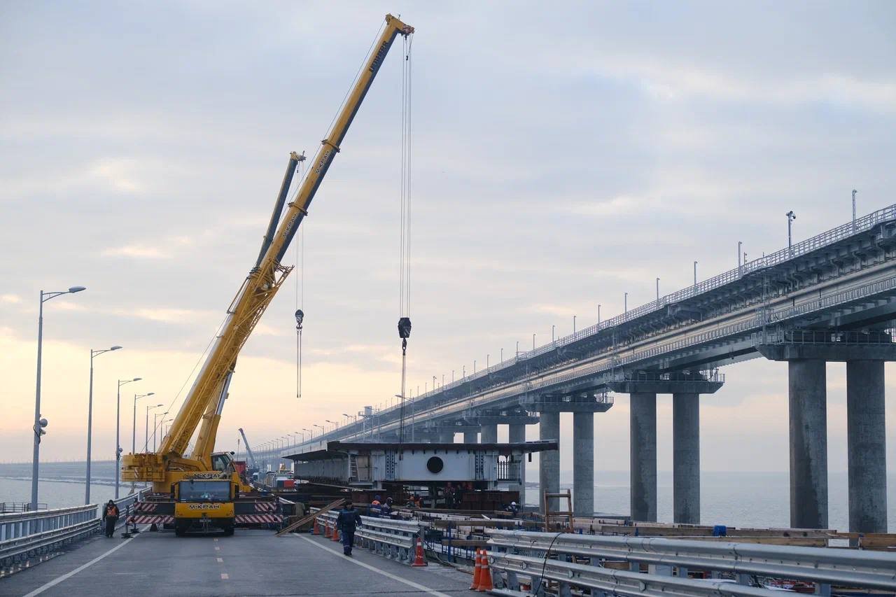 Crimean Bridge repaired and reopened six months ahead of schedule | New ...