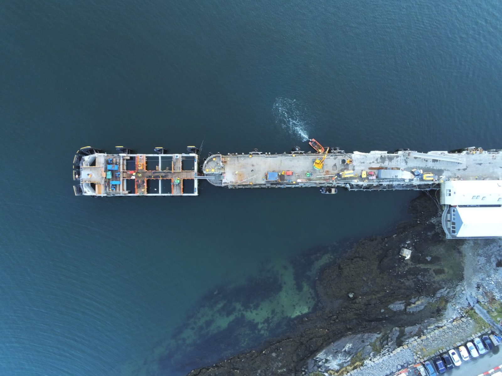 3,200t caisson fitted to Scottish pier as part of upgrade work | New ...