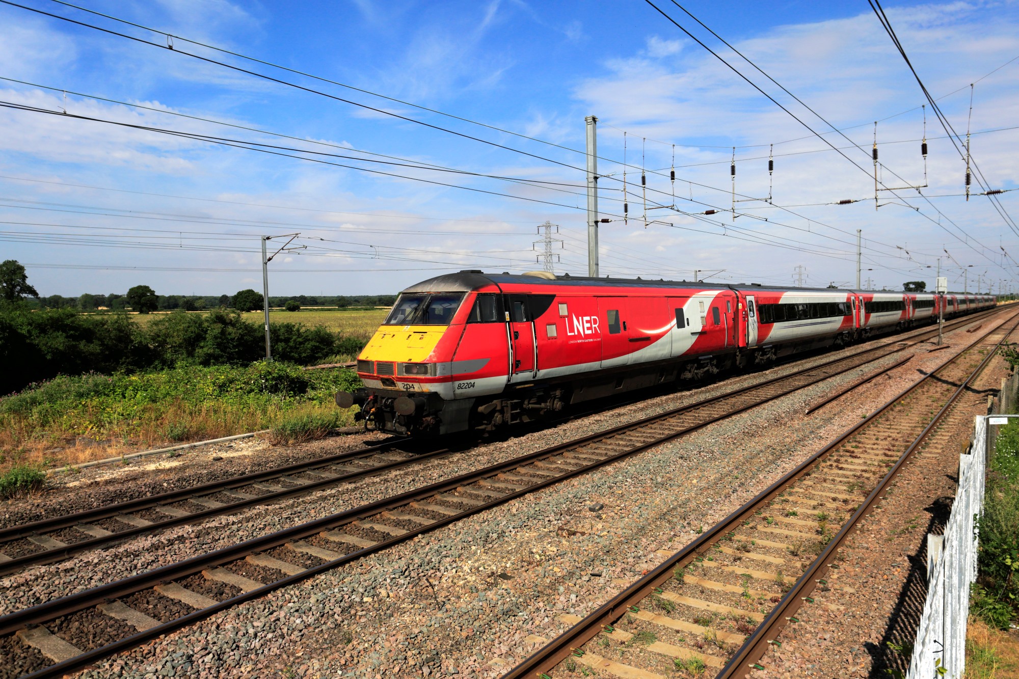 Network Rail alerts contractors to £3.5bn Eastern Routes Partnership ...
