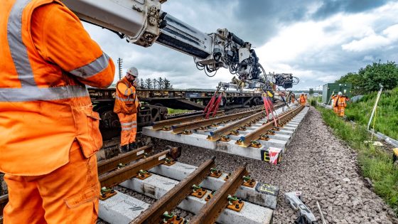 Network Rail completes 610 railway upgrade projects costing £73M over ...