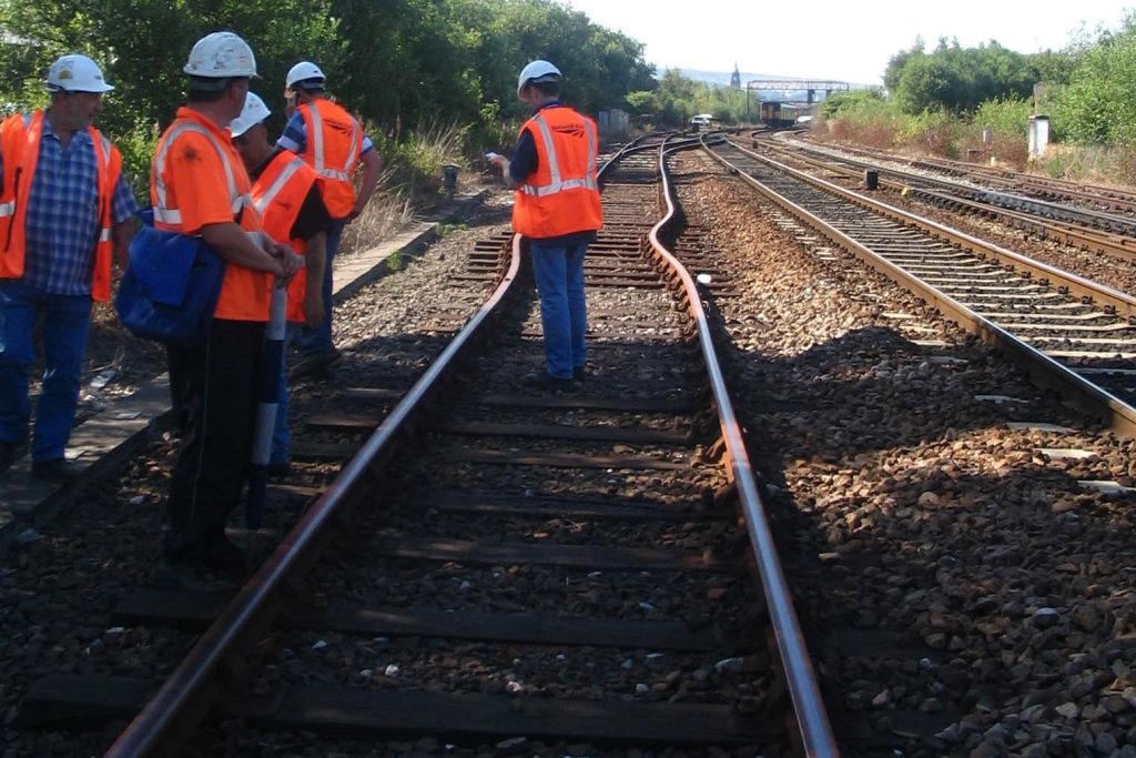 Network Rail readies procurement for Wales and Western £750M minor ...