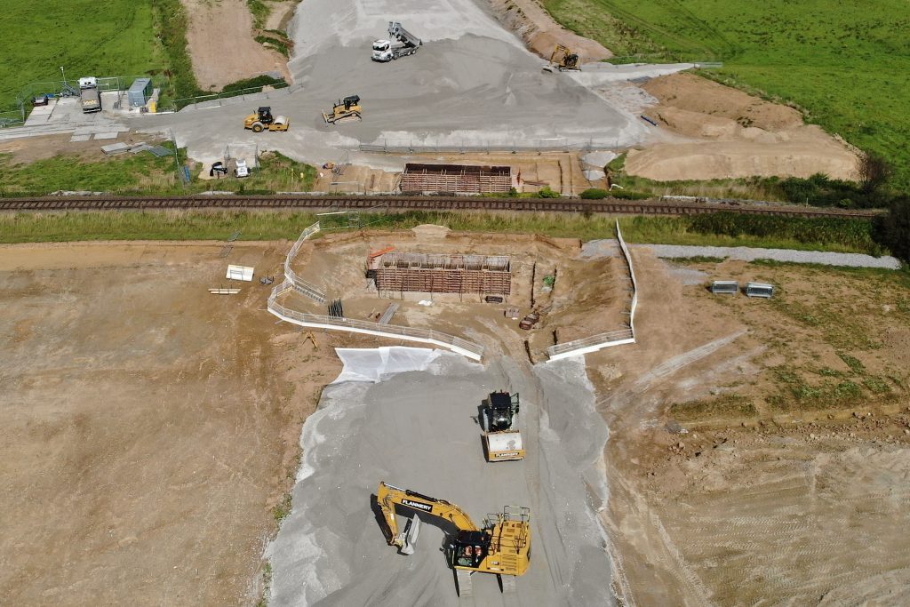 Network Rail installs new road bridge over Cornwall railway | New Civil ...