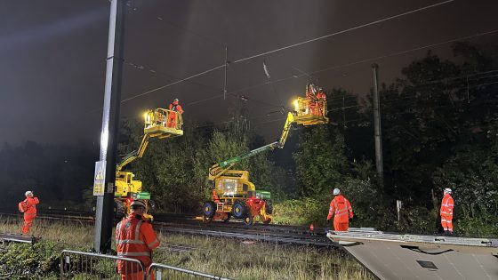 Inside Network Rail’s four-night OLE renewal programme that produced ...