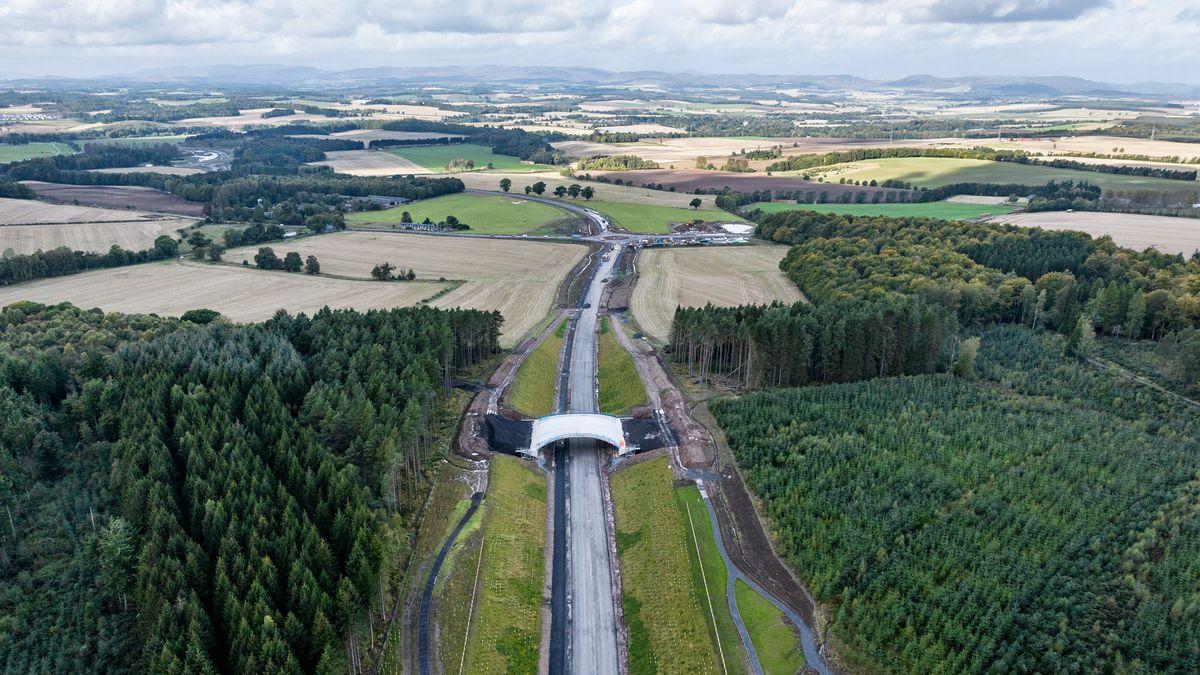 Bam marks halfway point on £118M Cross Tay link road road project | New ...
