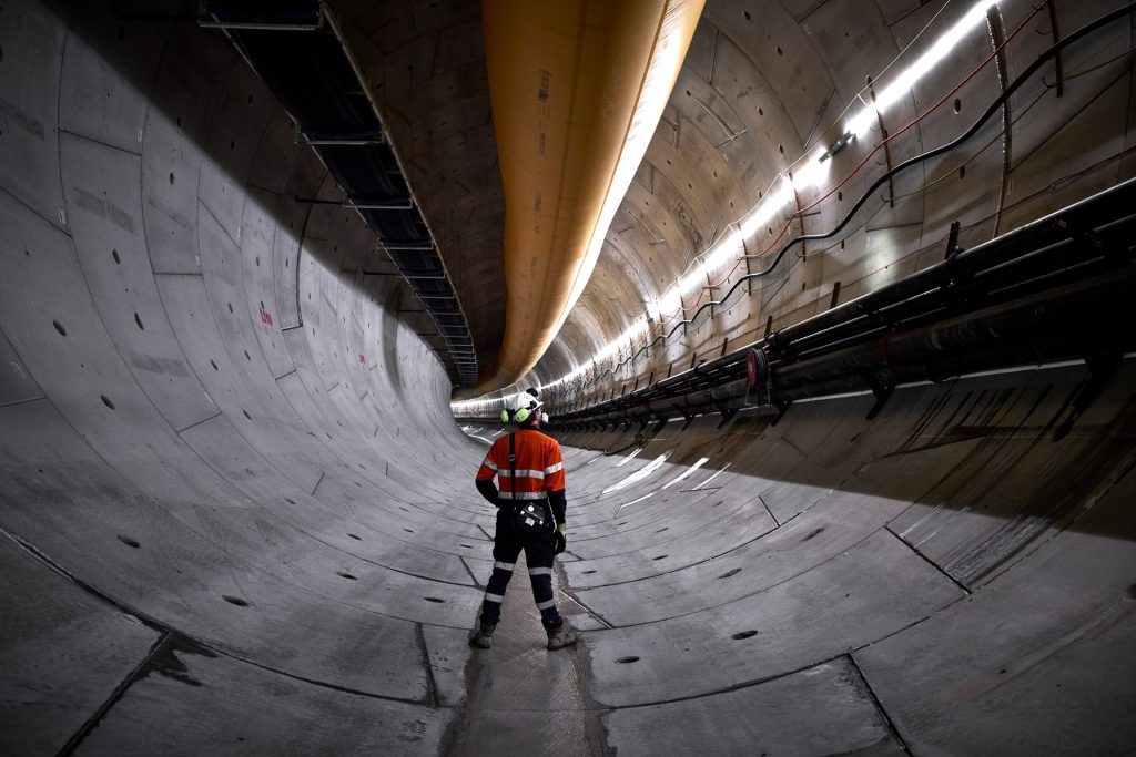 Australia's Snowy 2.0 now 40% complete and progressing under new ...