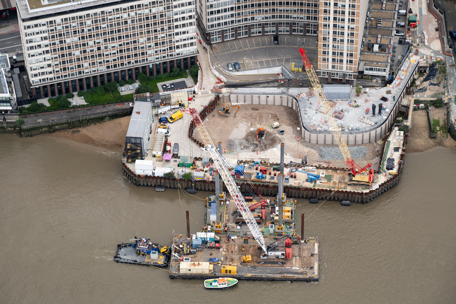 Tideway hits another milestone as Albert Embankment cofferdam flooded ...