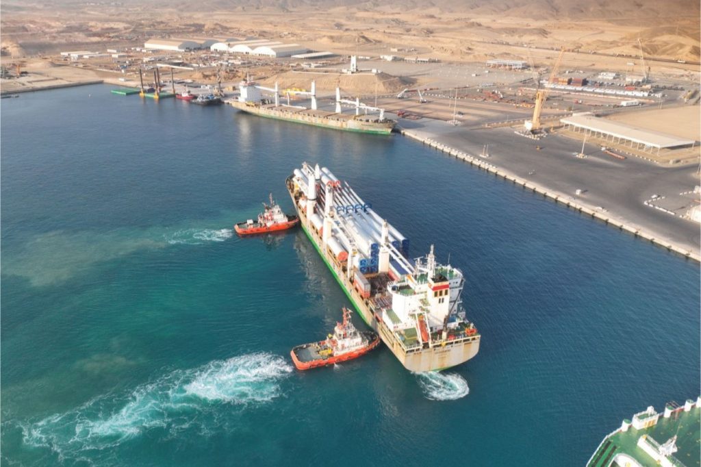 First wind turbines delivered to Saudi Arabia for £6.8bn green hydrogen ...