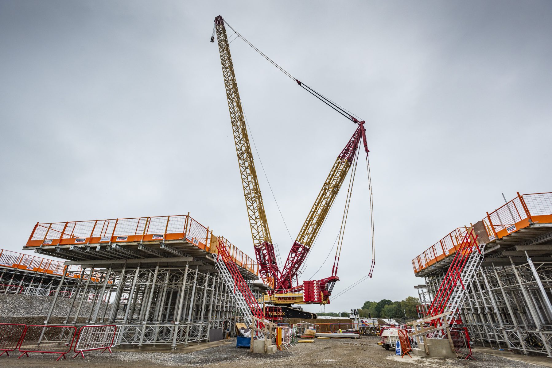 First HS2 viaduct deck beam installation completed in Northamptonshire ...
