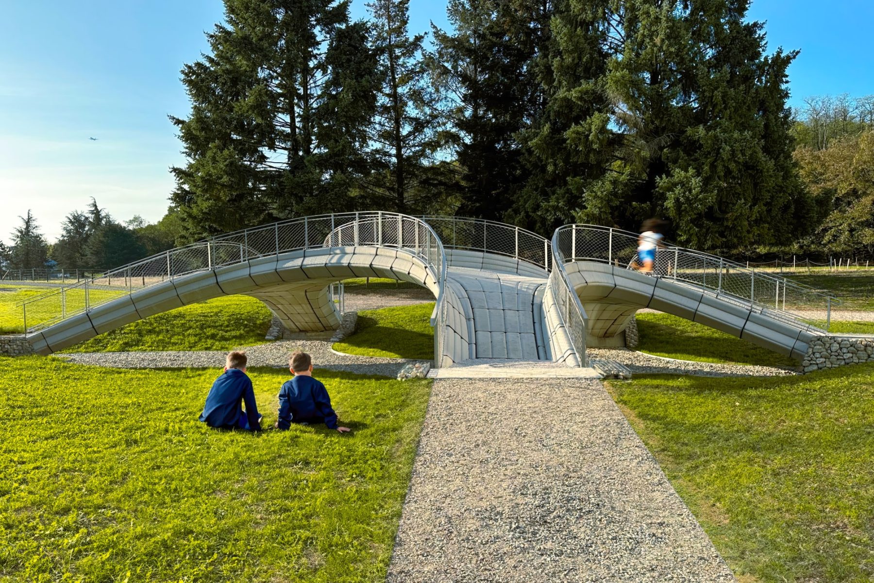 3D-printed concrete masonry bridge made of recycled materials revealed ...