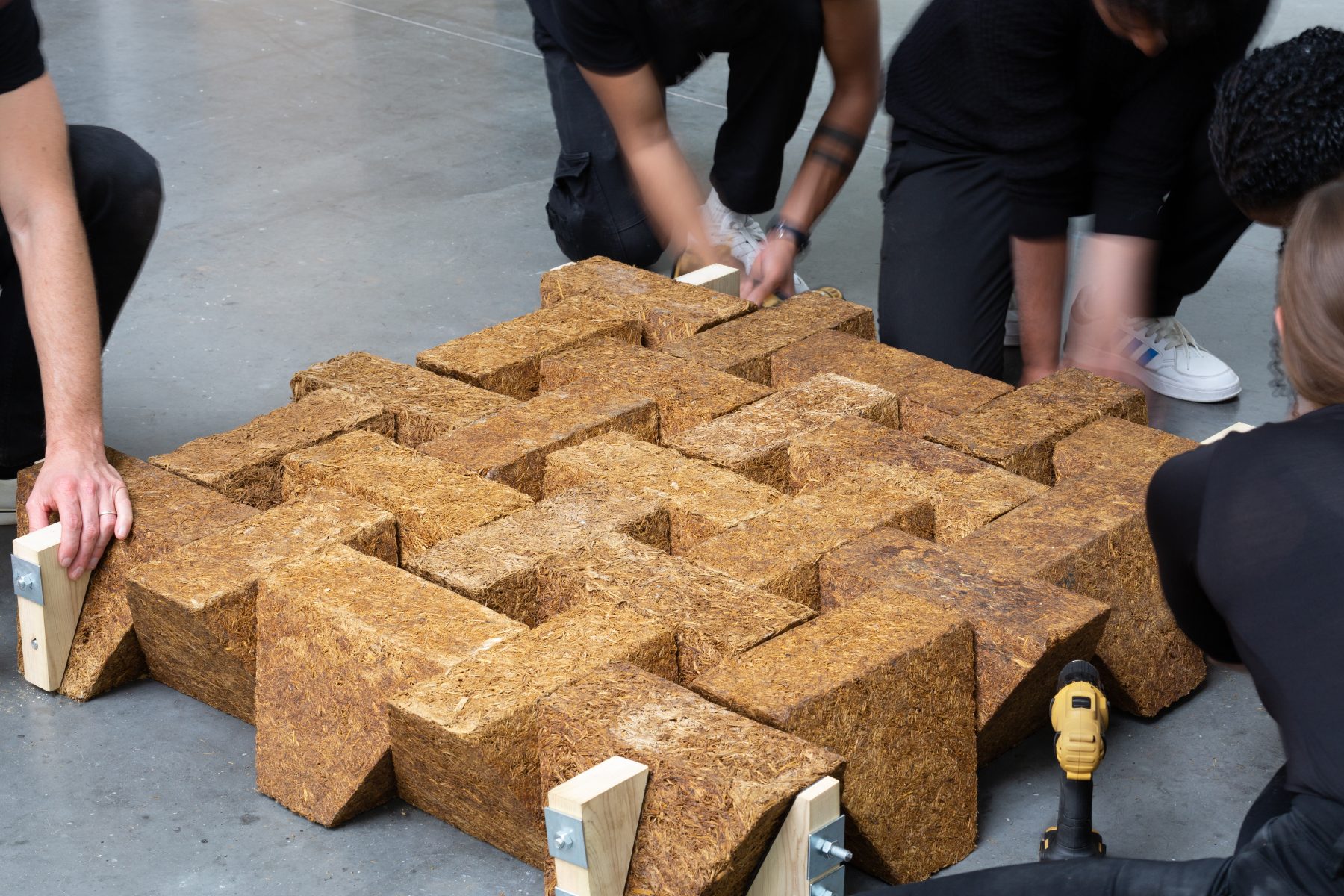 Researchers transform sugarcane by-product into slabs and bricks | New ...