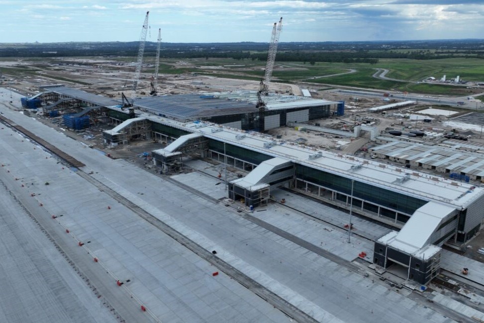 On site: Sydney’s new £2.7bn airport emerges from ‘biggest engineering ...