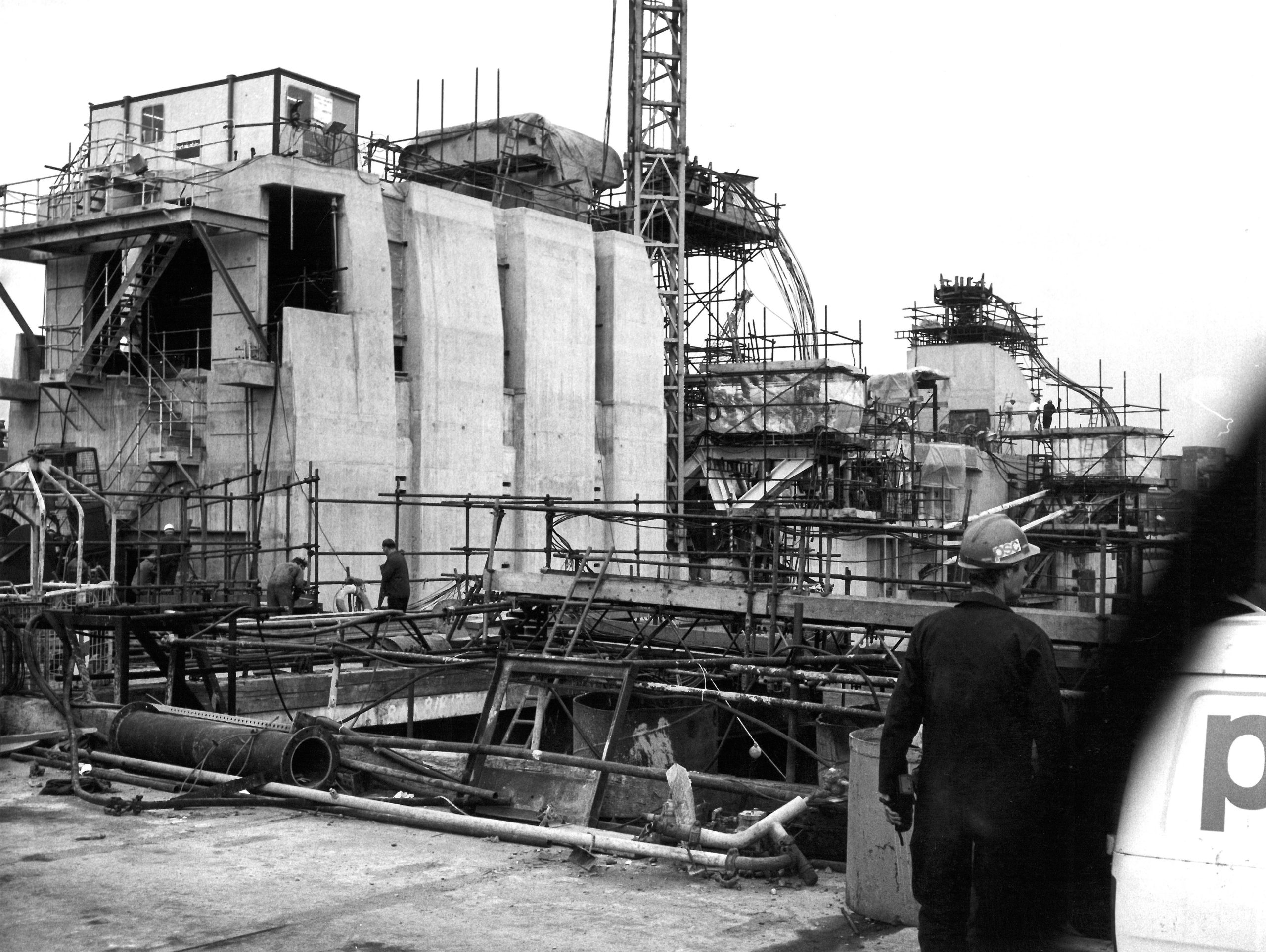 40 years of the Thames Barrier: Protecting London from flooding until ...