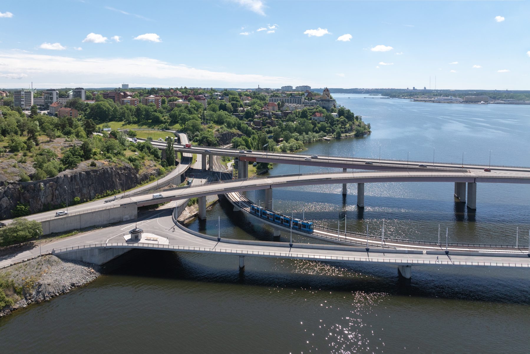 £60M Lilla Lidingöbron tramway bridge in Stockholm complete | New Civil ...