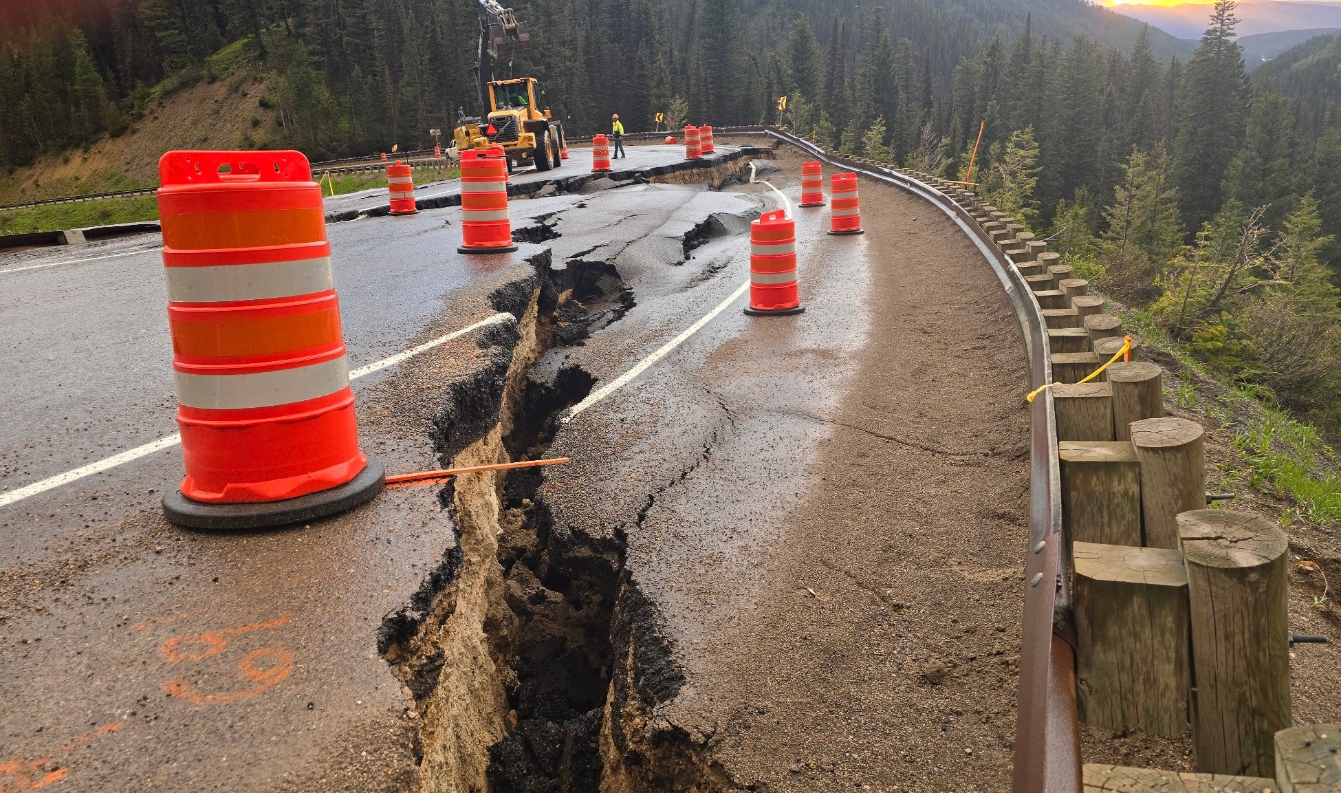Mountain pass in Wyoming suffers ‘catastrophic’ collapse and mudslides ...