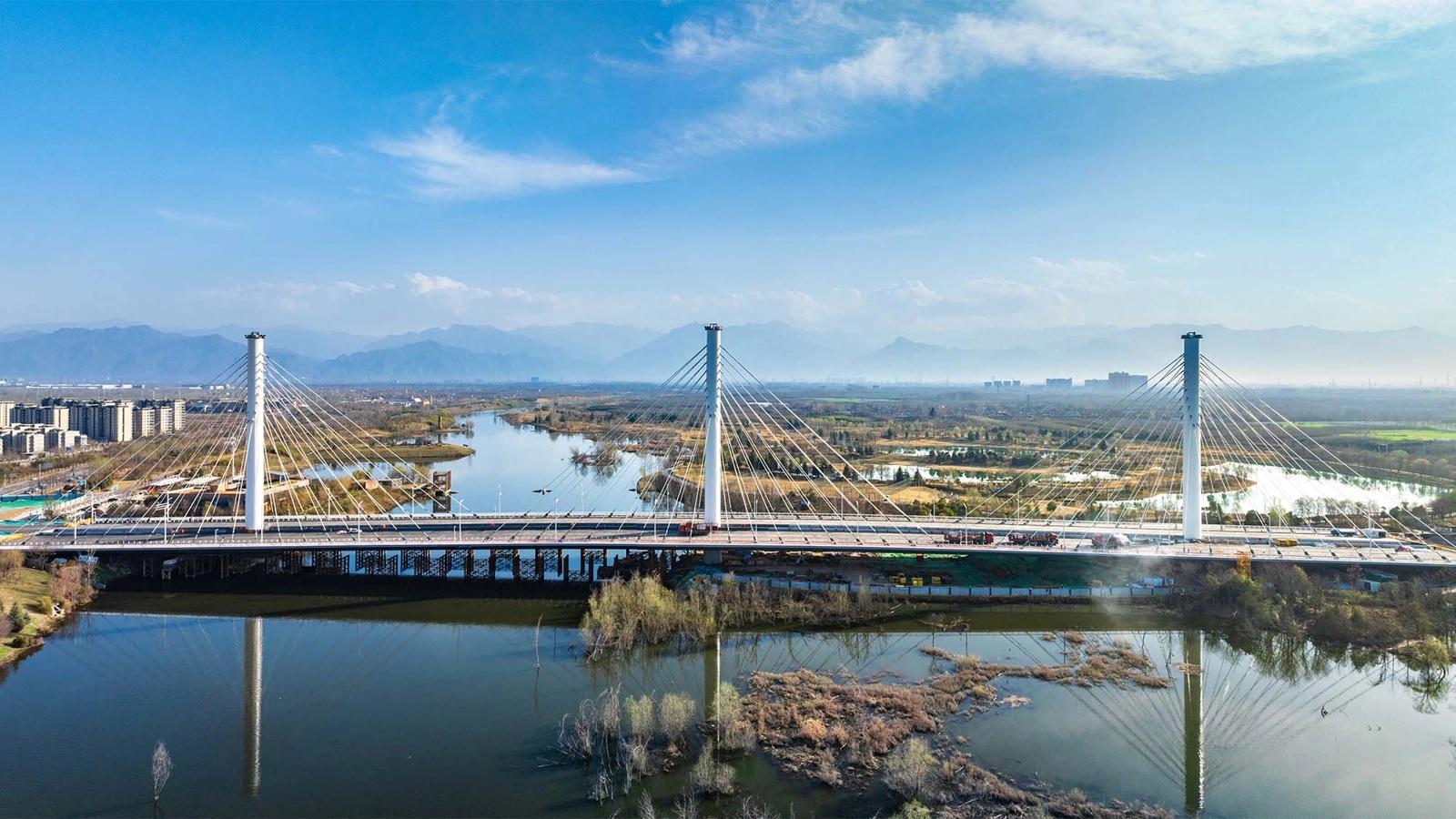 ‘World’s widest’ multi-tower cable-stayed bridge opens in China | New ...