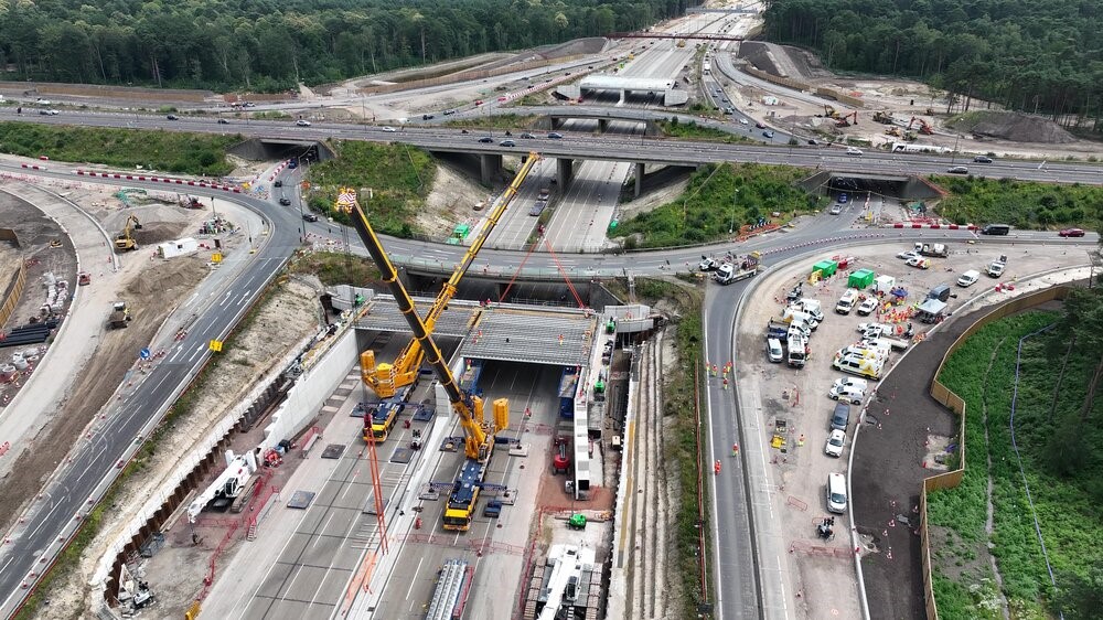 M25 reopens early again following installation of junction 10 bridge as ...