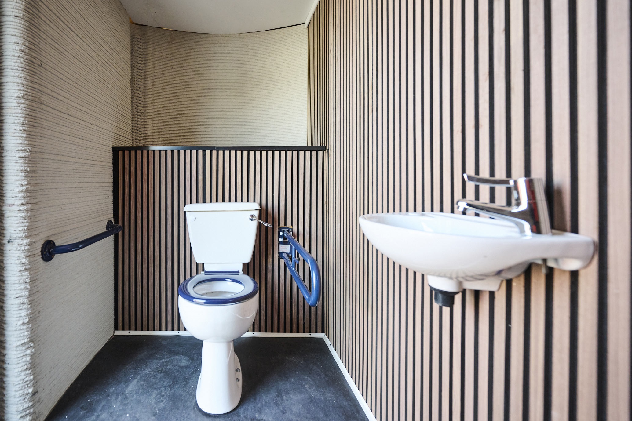 3D printed toilet pods being developed for Welsh railway stations | New ...