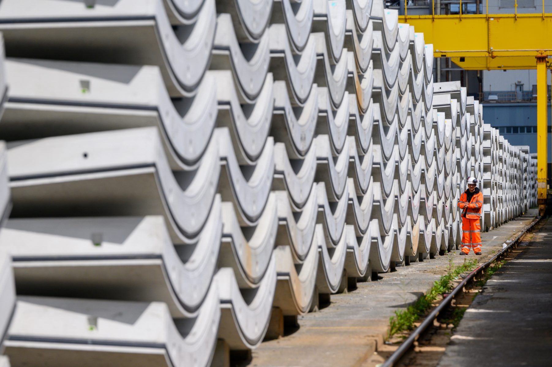 HS2 | First viaduct complete and Kent precast factory makes last of ...