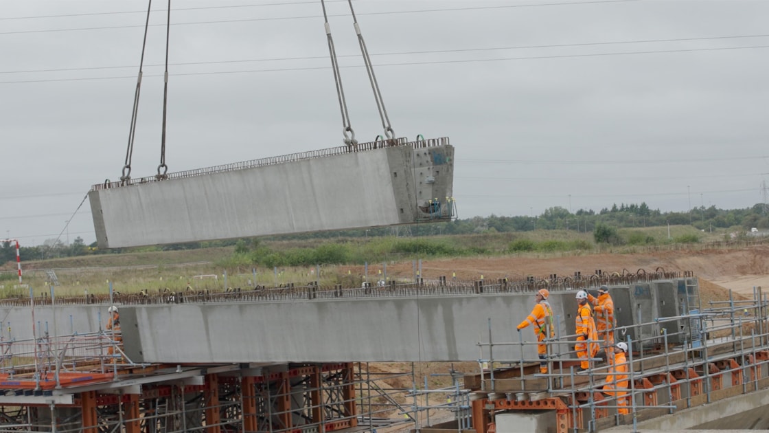 HS2 Interchange Station progresses with 15 ‘colossal’ bridge beams ...
