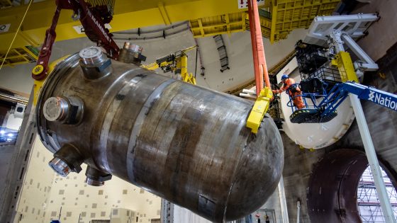 Watch: First 500t reactor pressure vessel installed at Hinkley Point C ...