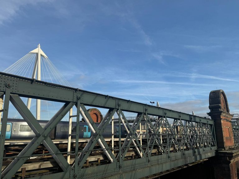 Hungerford Bridge to undergo extensive refurbishment programme | New ...