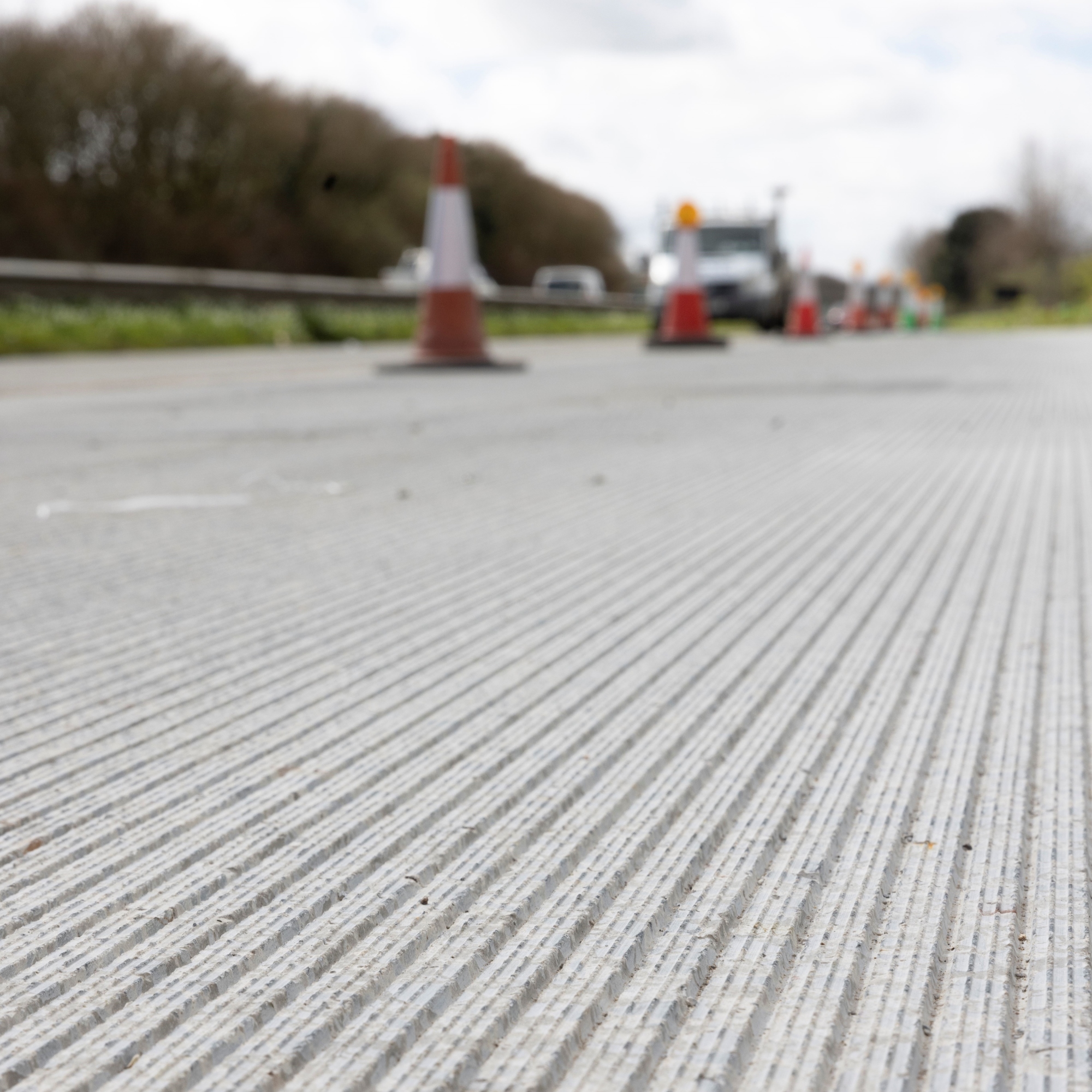 Concrete retexturing trialled on A30 in Cornwall to reduce road noise ...