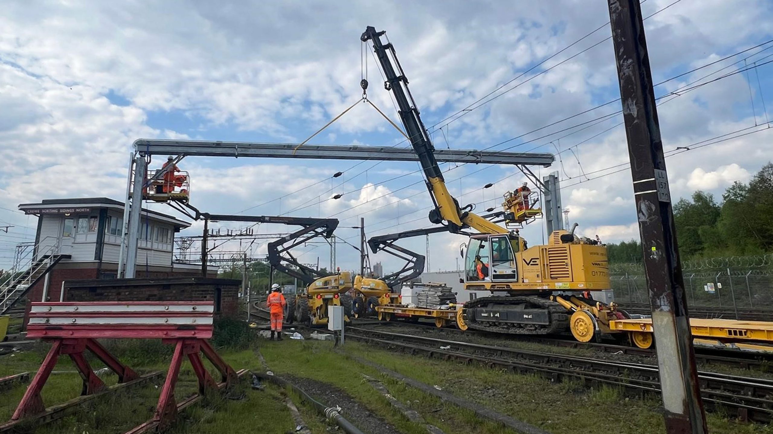 Network Rail completes ‘once in a generation’ £190M overhaul of Crewe ...