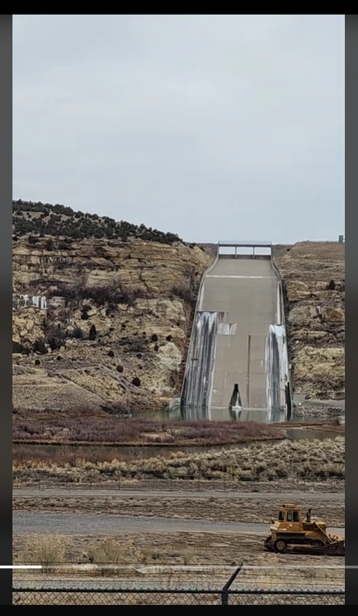 US dam experiencing seepage is no reason for alarm, expert says | New ...