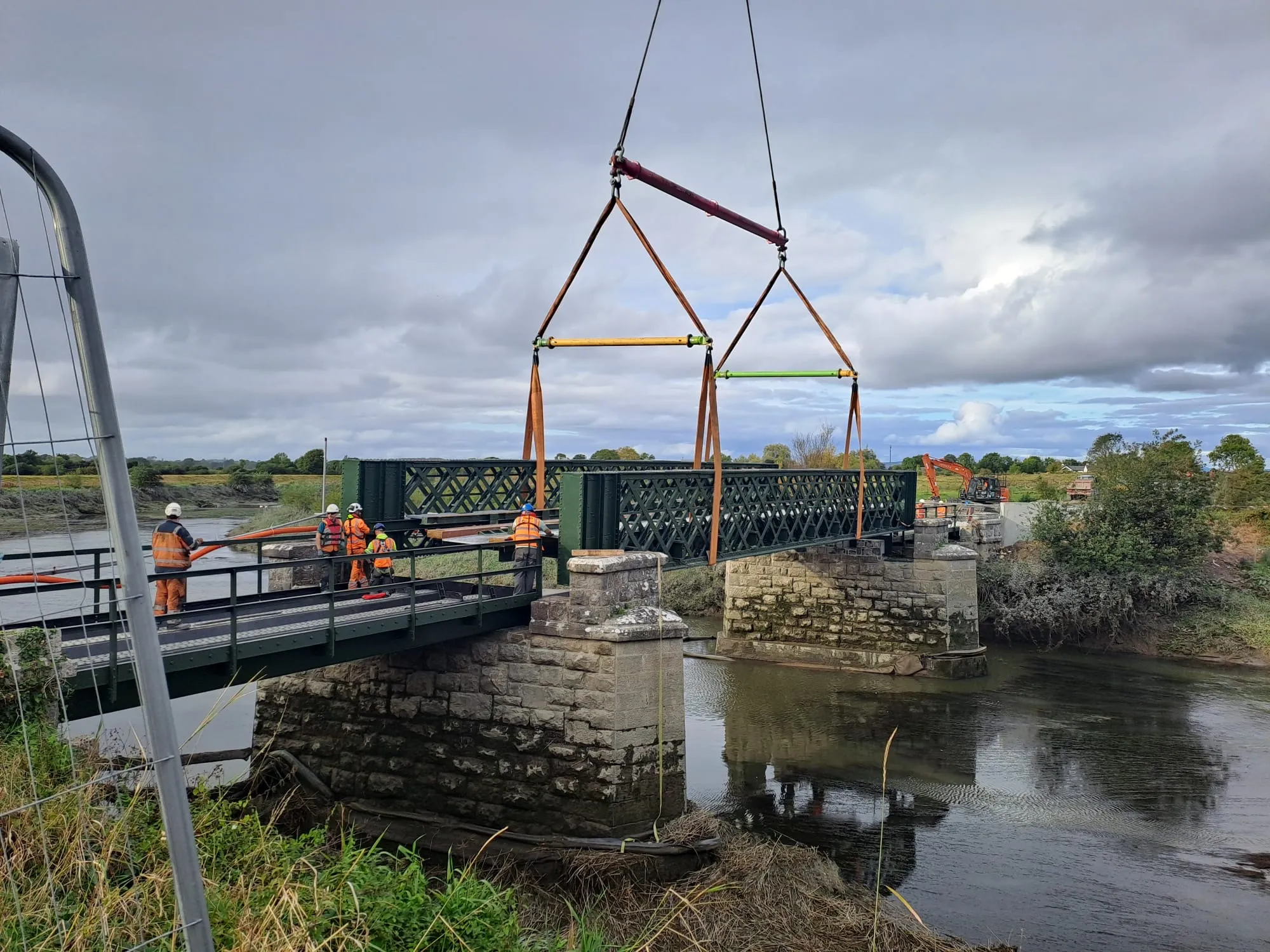 Sisk completes 42km of track laying for £127M Irish freight line ...