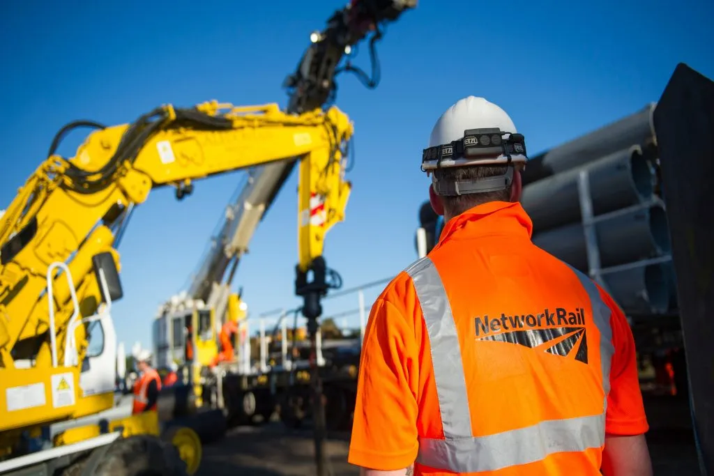 Network Rail gears up for £133M investment in rail network over May ...