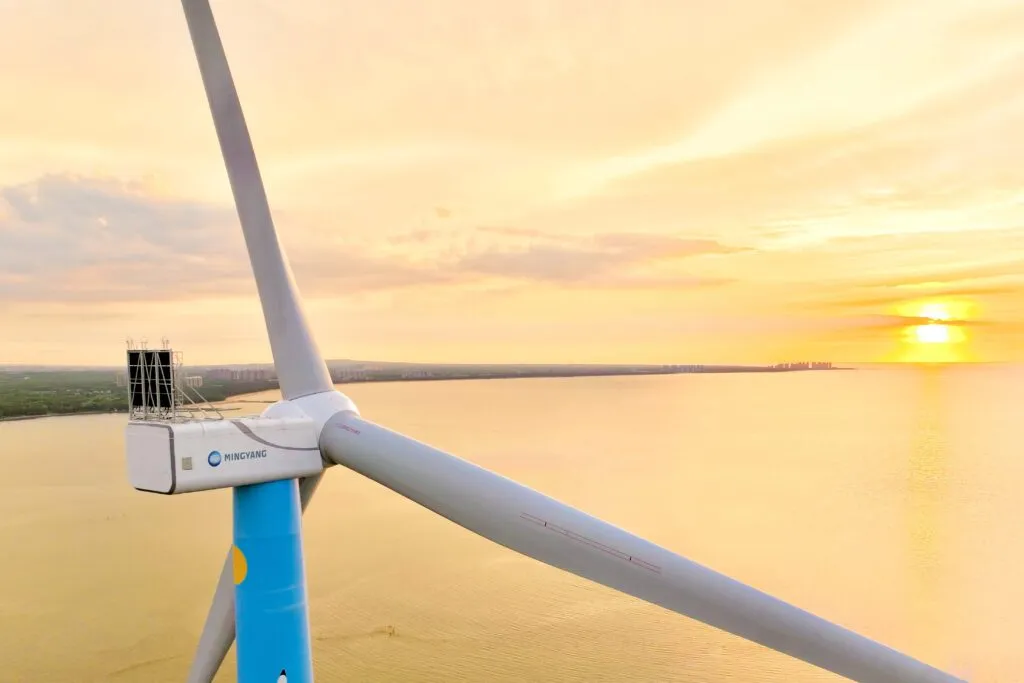 Chinese firm announces plan for £1.5bn wind turbine factory in ...