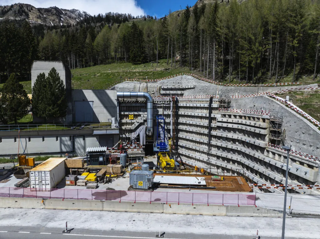 Engineers tackle faults, site limitations and ambitious circularity ...