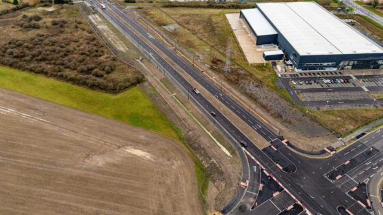 What is carriageway? Definition for carriageway in construction ...