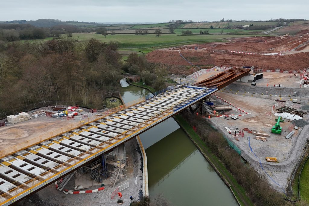 HS2 | 130m bridge slide over Grand Union Canal completed 7 days early ...